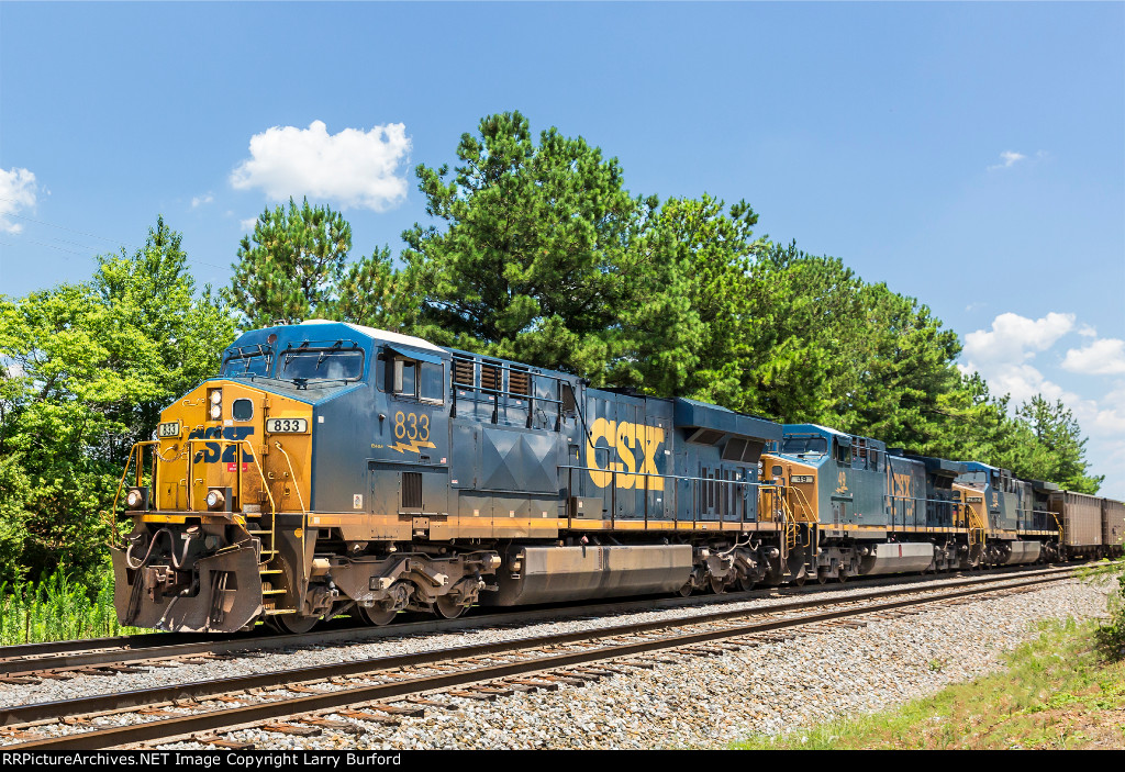 CSX 833